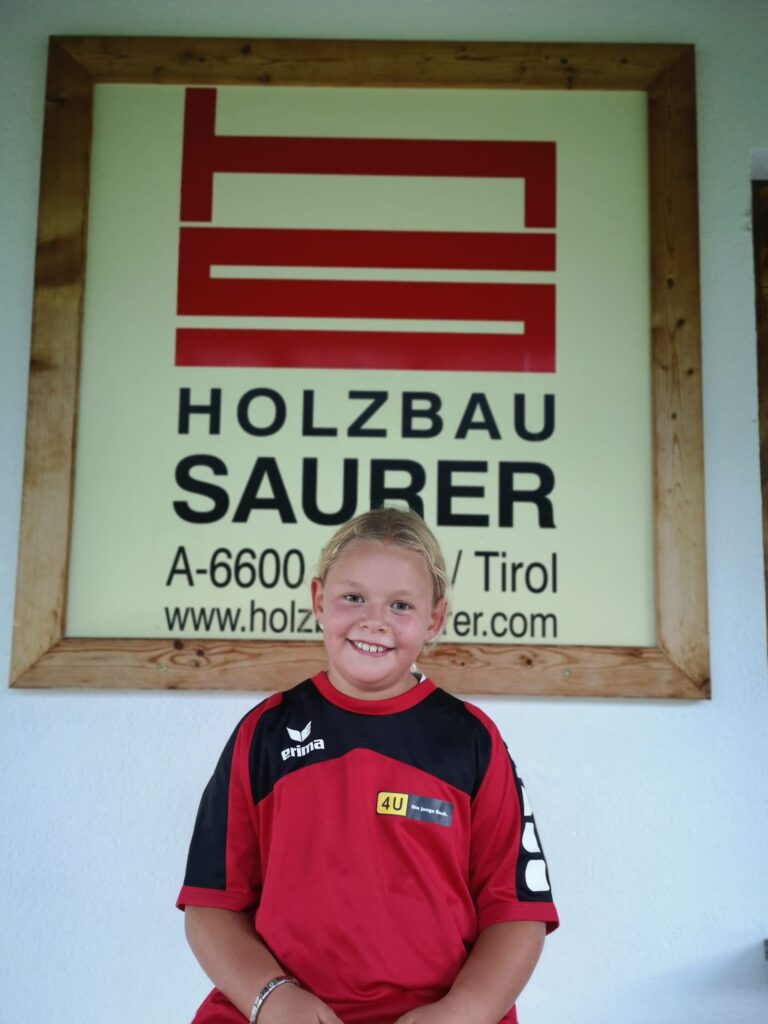 Lara Singer - FC Holzbau Saurer Höfen